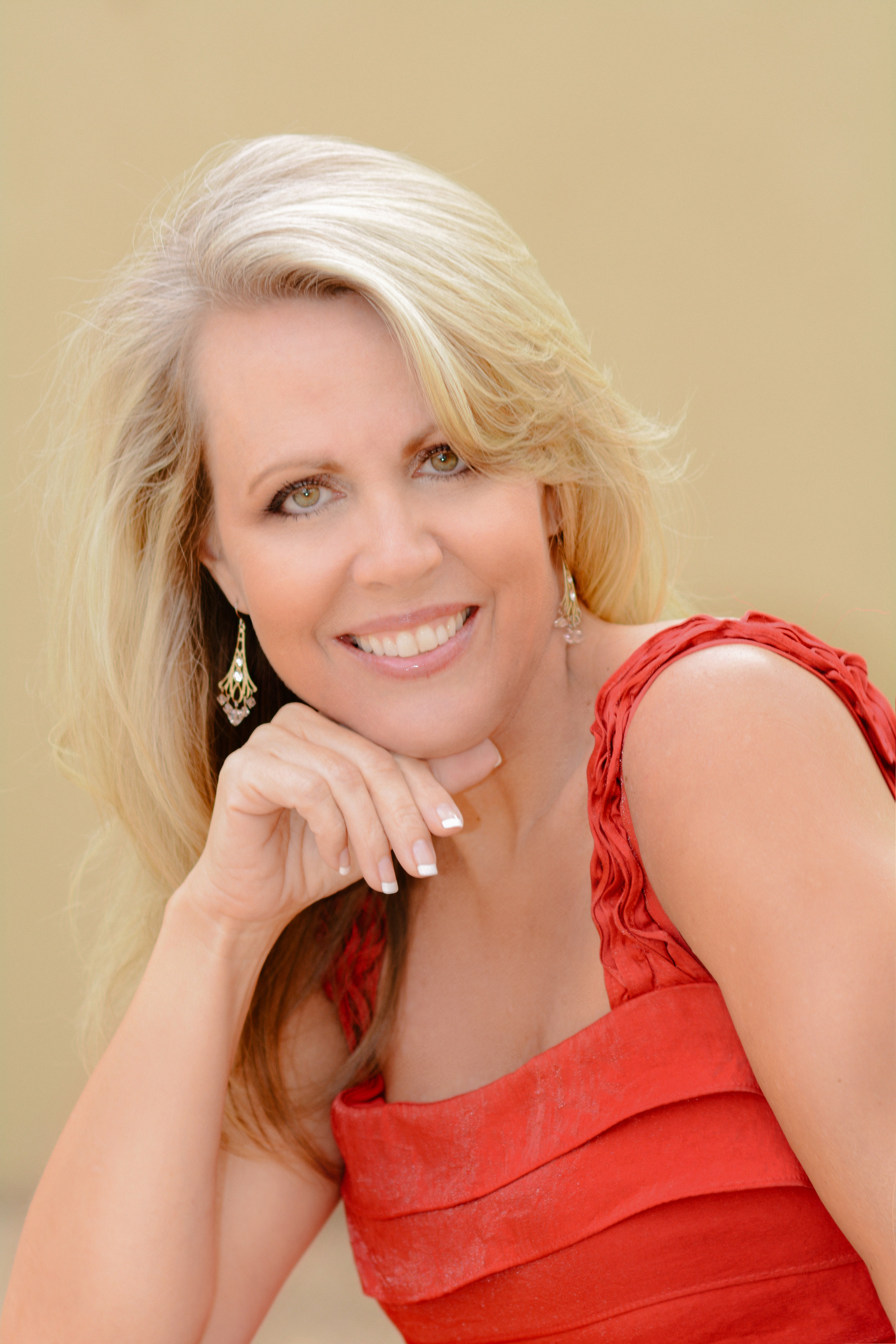 Center-for-Integrative-Healing-Diane-Headshots-3-1-14-00291 - Crossinology
